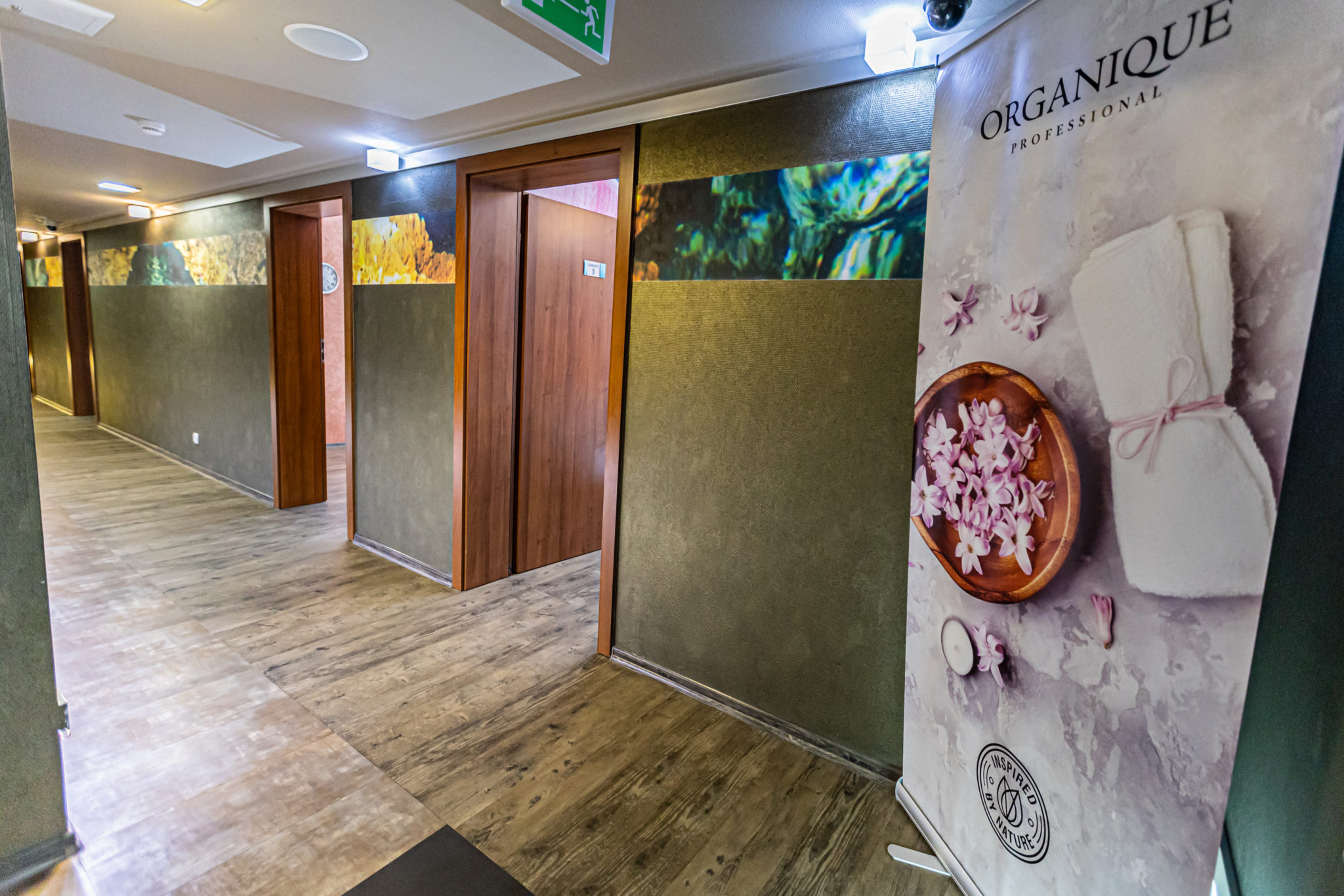 Zdjęcia, pakiety SPA, basen - hotel Olivia SPA w Skomielnej Czarnej.